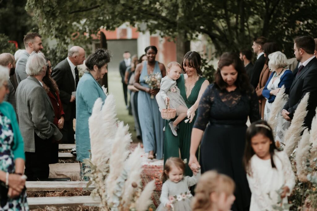 Oak Tree Barn Weddings : Tan & Andy + Helpful Planning Tips