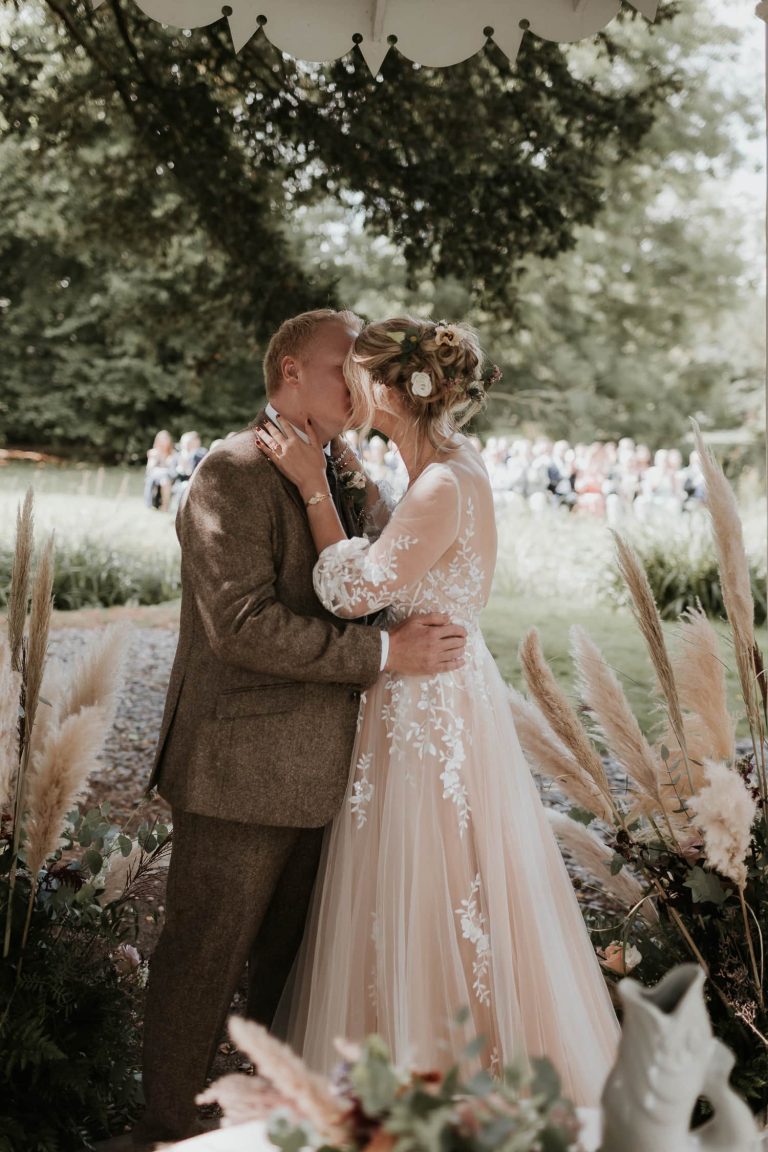 Preston Court Wedding | Tamasina and Dave's Wedding Day
